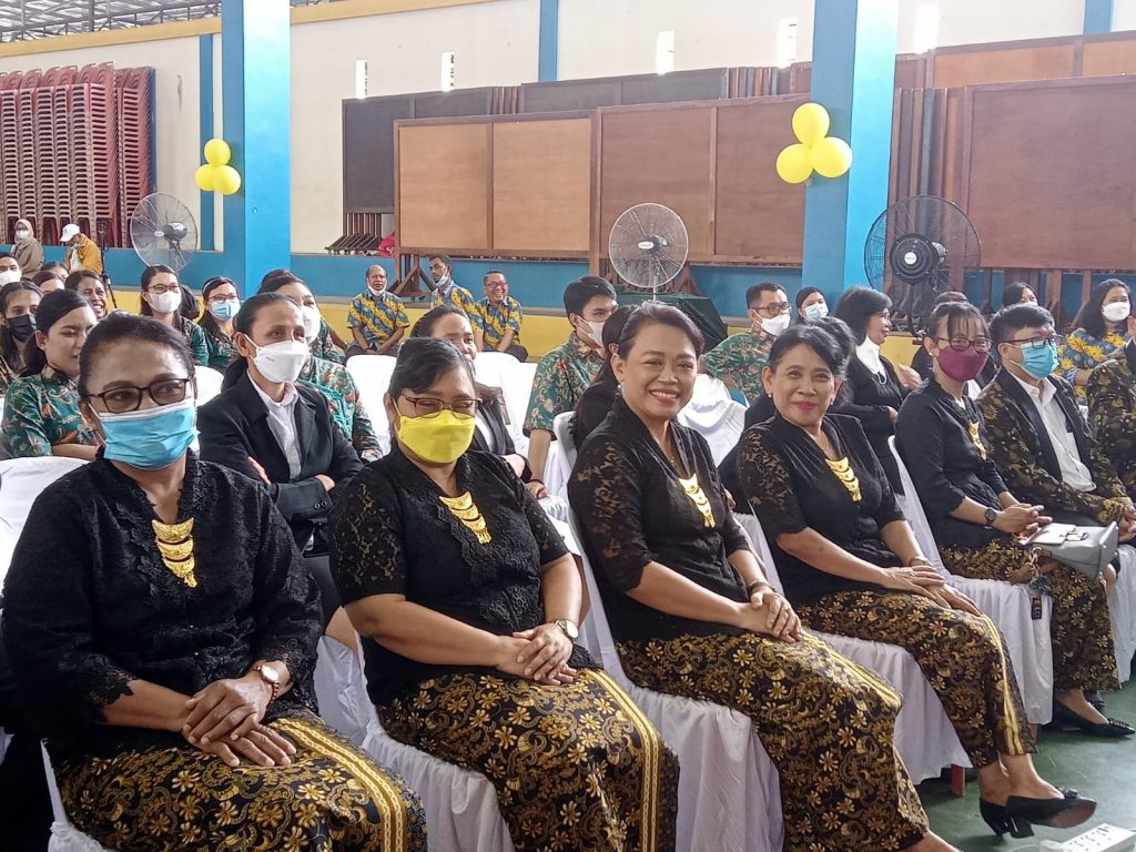 Pada HUT Sekolah Yos Sudarso, Mgr Adrianus OFM Memuji Prestasi SMAKYS ...