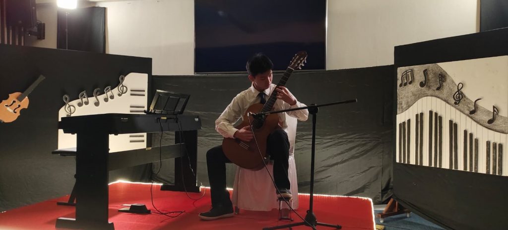 Tawarkan Warna Baru, Konser Musik Klasik Perdana Digelar di SMAKYS ...