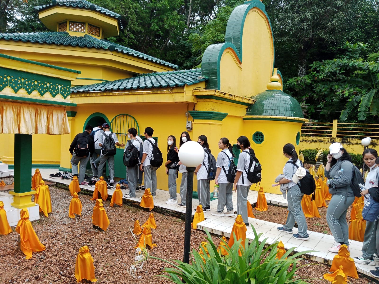 SMAKYS Visit The Land of Melayu, Belajar Sejarah di Tanjung Pinang dan ...