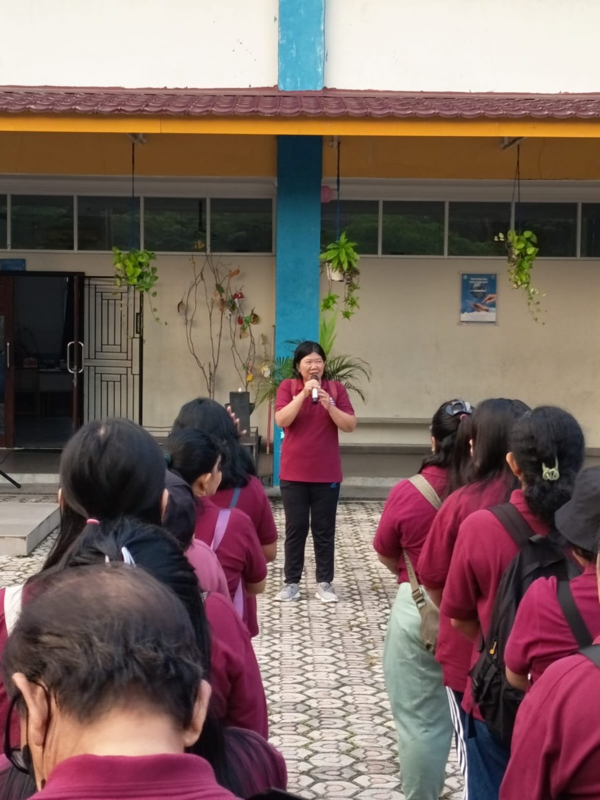 Hardiknas 2026 Jalan Sehat Reflektif Satukan Guru dan Karyawan Yayasan ...